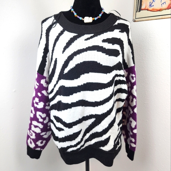 Terra & Sky | Sweaters | Terra Sky Animal Print Sweater | Poshmark